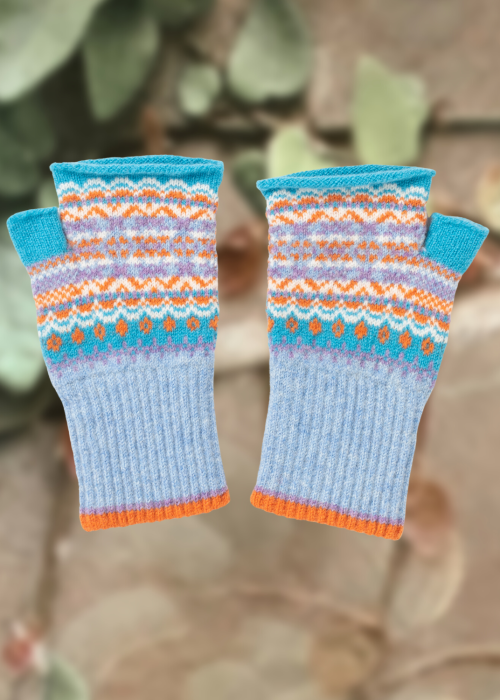 women's fashion at cosi fan tutte